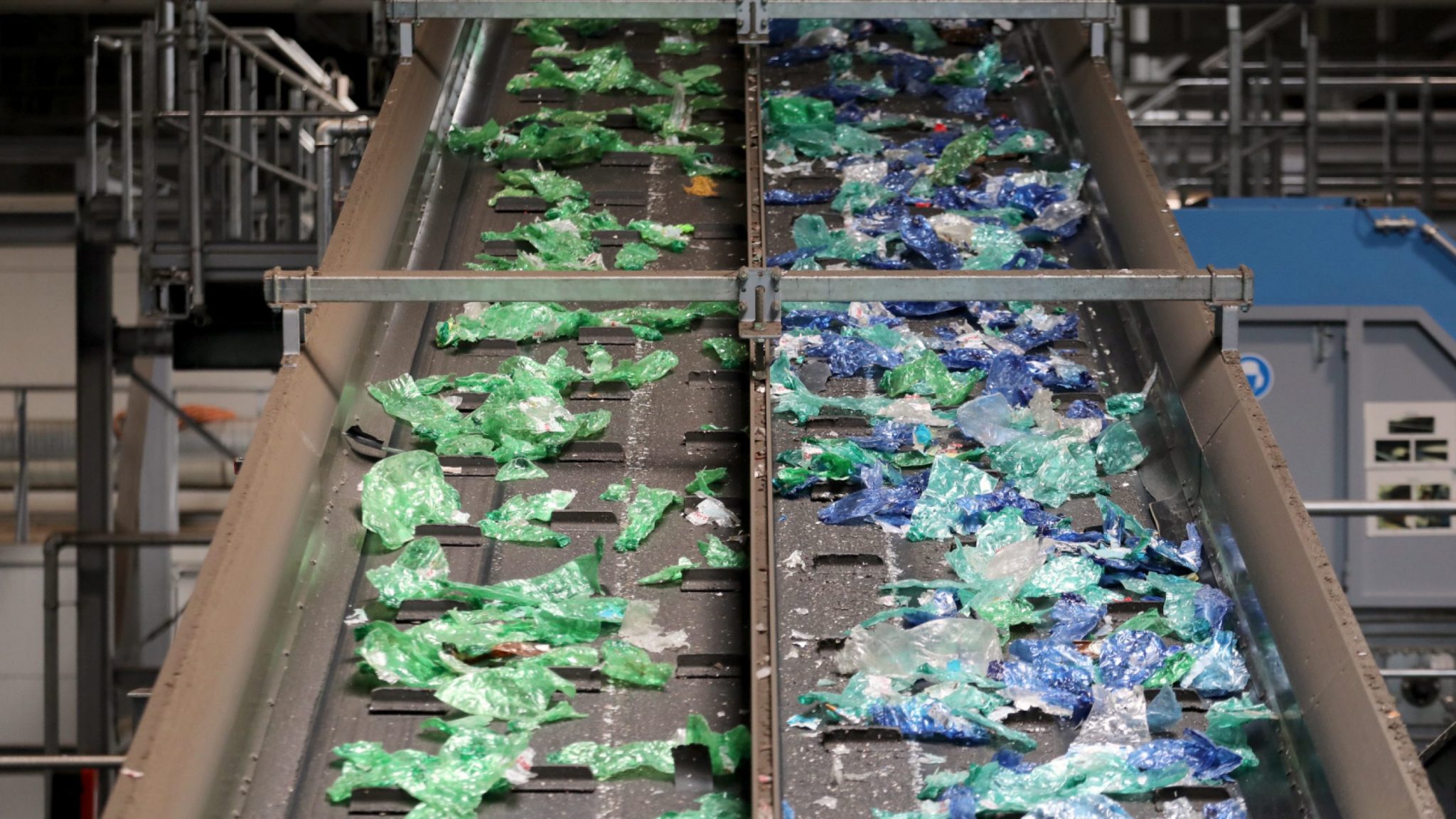 A closed-loop system for recycled plastic bottles saves materials and ...