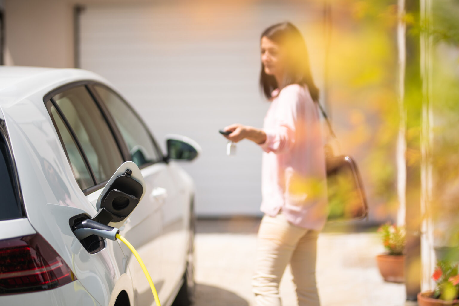 Why are plastics critical for the automotive industry? • Plastics Europe
